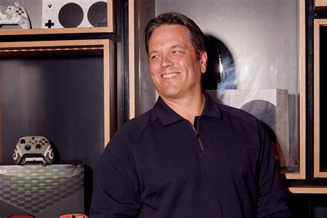 Tim Stuart On Linkedin How Microsoft Is Ditching The Video Game Console Wars Published 2021