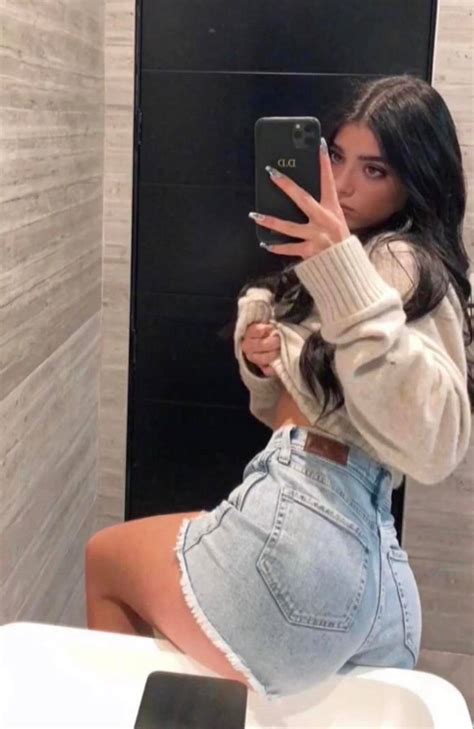 Kik Lets Stroke To Our Favorite Tik Tok Girls 😈 Kik Handtothroat