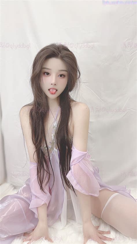 谁能想到在外端庄大方的媳妇，在人后如此淫荡 成人图片 多伦多 六六网 66ca