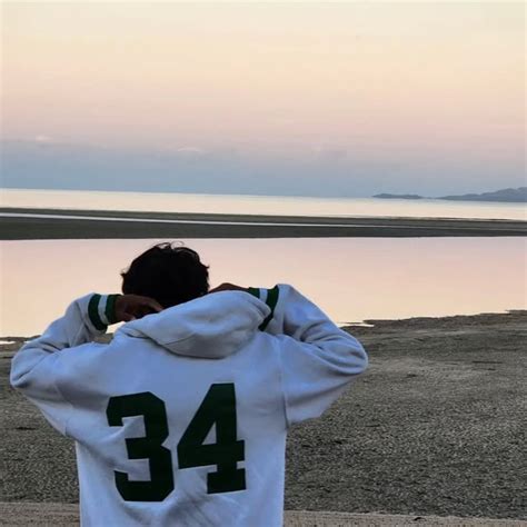 Ashron Gibson Ashron Gibson • Threads Say More