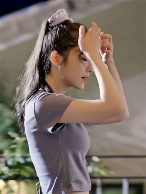 아이린 Irene에 있는 19days님의 핀 아이린 레드벨벳 레드벨벳 아이린