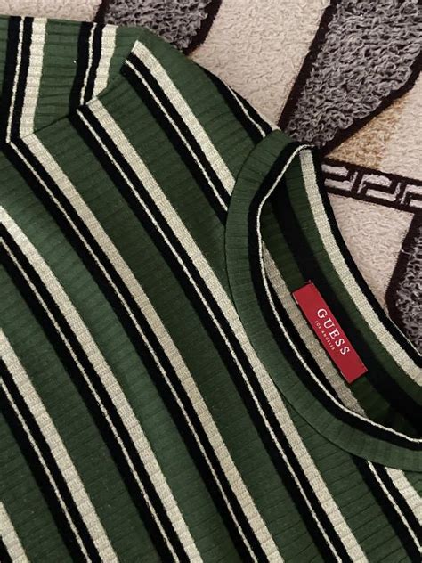 Кофтинка Guess — ціна 200 грн у каталозі Реглани Купити жіночі речі за доступною ціною на Шафі