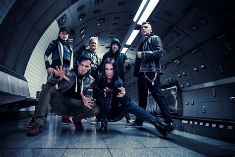 Ex Evanescenceamaranthenervosa Members Join Forces For New Band How