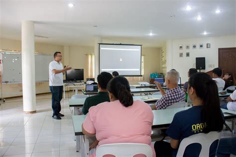 Uplb Redcap Workshop 2018 Usacfi Responsible Data Research