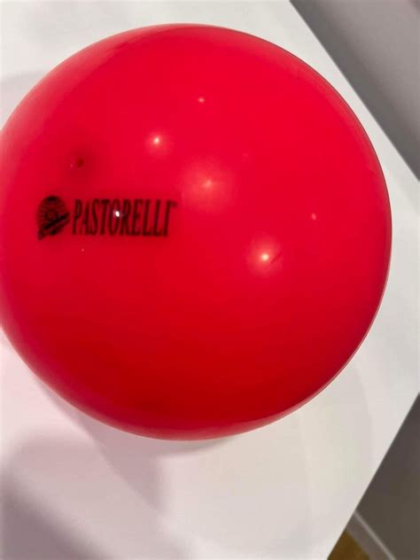 Топка за художествена гимнастика с Герман • Olx Bg