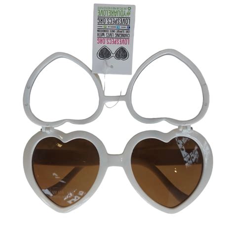 Heart Shape Diffraction Sunglasses White Love Specs