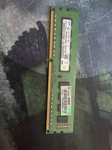Оперативна память дві плашки по 4 гб 250 грн Комплектующие и