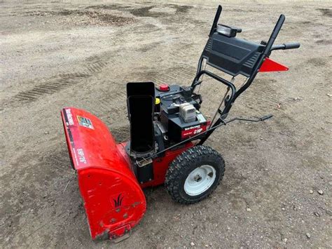 26 Yard Machine Snow Blower Lee Real Estate And Auction Service