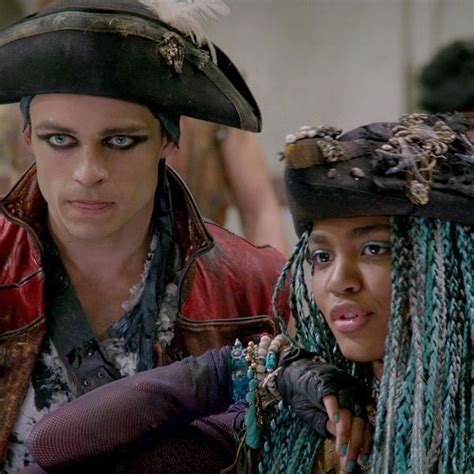 To Se Mi L B Koment Harry Hook Fearedxharry Na Instagramu Judging You