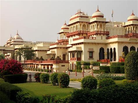 The 10 Most Famous Palaces In Jaipur Rajasthan