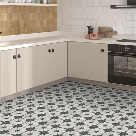 16 Sheet Peel And Stick Floor And Wall Tile 9 X 9 Patterned Star Spc
