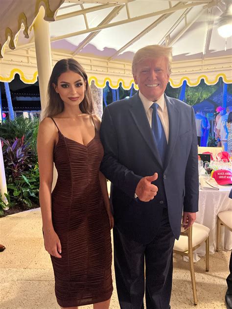 Meet Elizabeth Pipko The Maga Loving Bikini Model Whos The Gops