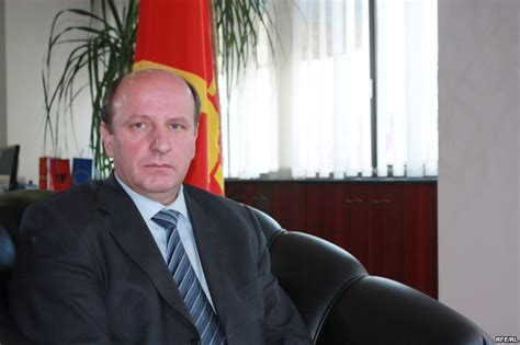 „Ги знам јас сите и обвинители и судии се дружиме пиеме кафе на крајот ќе излезе дека ништо