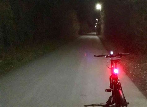 Auf Der Trasse Brennt Wieder Licht