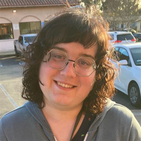 Emily Barnes Coding Coach Thecoderschool Linkedin