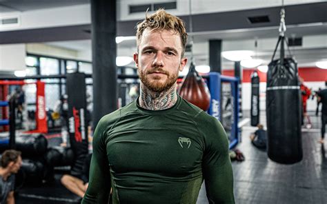 7 Vs Wild Kandidat Fabio Schäfer Trägt Mma Kampf In Bonn Aus