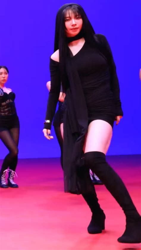 Karina Raespahotties