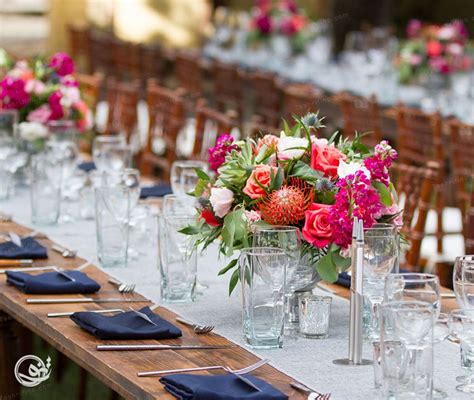 گل آرایی ارزان و کم هزینه زیباترین نمونه های گل آرایی باغ و تالار