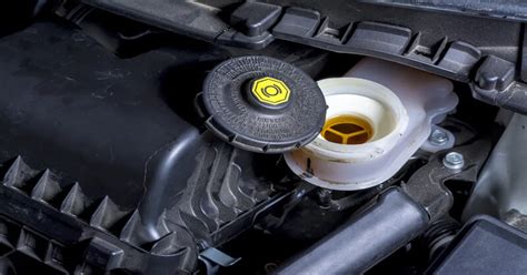 Maximizing Performance The Impact Of Brake Fluid On Your Car