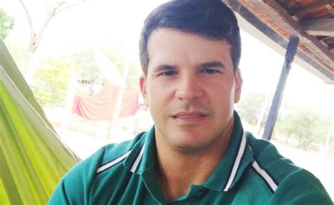 Corpo Do Empresário Emídio Lopes é Liberado Do Itep Para Ser Velado Por