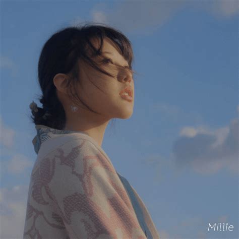 Millie Snow อยู่คนเดียวด้วยกันไหม Introvert Lyrics Genius Lyrics