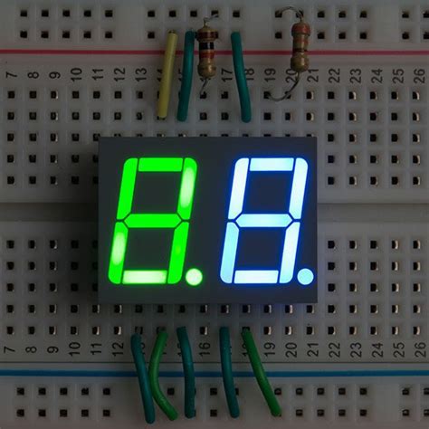 Doppio Display RGB A Segmenti Anodo Comune