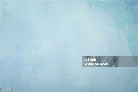 청록색 또는 파란색 콘크리트 벽 배경 질감입니다 그런지 스타일의 오래된 녹색 배경 자연스러운 원시 질감 평평한 누워를 쏘는 오래된 테이블의 표면 복사 공간 평면도 0명에