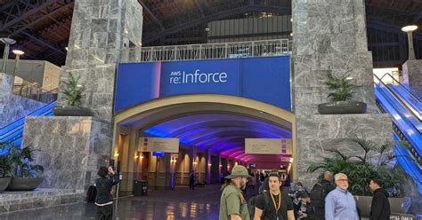 Aws Reinvent経験者に伝えたい！aws Reinforceの良さ 4選 Awsreinvent Developersio