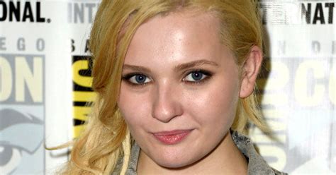 Actress Abigail Breslin Reveals She Was Sexually Assaulted Huffpost Life