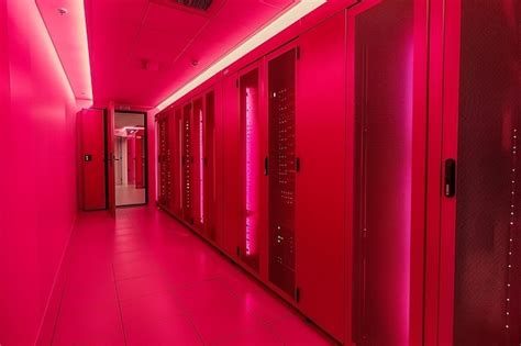 Premium Photo Eco Friendly Features In Minimalist Server Farm