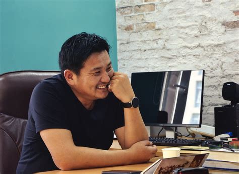 Сонгодог урлаг Interview