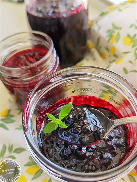 Десерти в чаша В кухнята с Бени