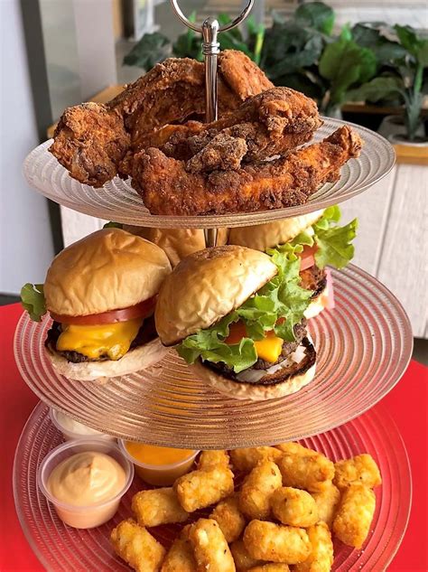 Ruby Chews Burgers Shakes Flavours Of Ipswich