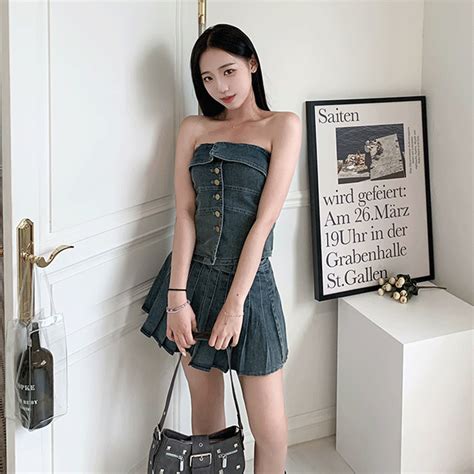 [데님day💙] 베베 세트 데님 크롭탑 데님탑 청나시 튜브탑 브라탑 브라렛 튜브탑 나시 민소매 뷔스티에 끈나시 탑 청치마 청스커트 속바지 치마바지 미니스커트 여름 원피스