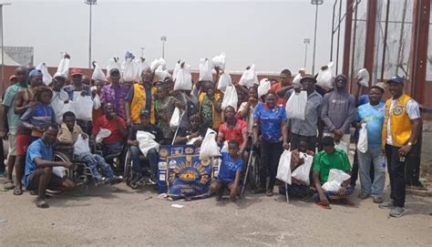 Ikeja Unique Shows Support To Makoko Constituency And Surulere National