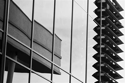 Judging Language Correctness A Visual Framework