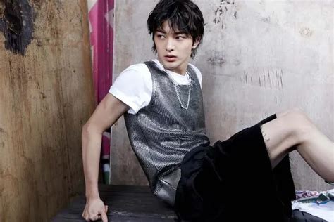 7 Handsome Photos Of Keonho Cortis Born In 2009 With Perfect Visuals