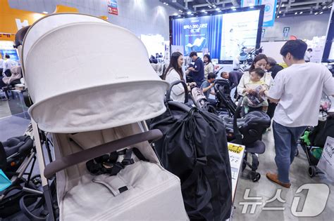 유모차 보고 가세요 뉴스1