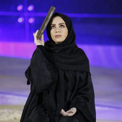 بیوگرافی مبینا نصیری مجری تلویزیون همسرش