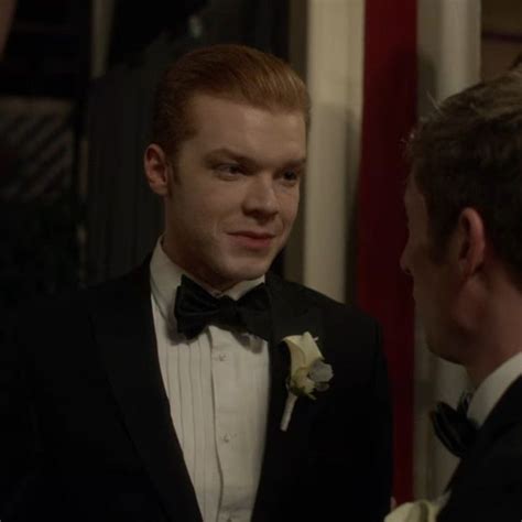 Pin By Eser On Ian Mickey Cameron Monaghan Ian Shameless Mickey And Ian