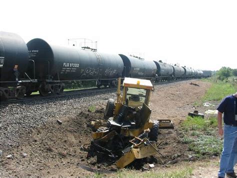 Industry Mayhem Grader Vs Train