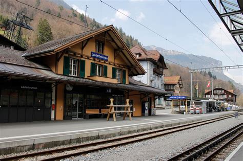 스위스의 작은 마을 탐험 라우터브루넨 뮈렌 두피디아 여행기