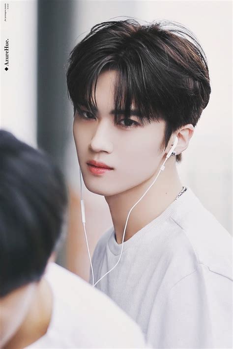 These Are The Top Most Handsome Chinese Idols Of Chosen By Fans Koreaboo