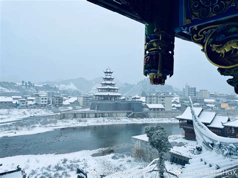 贵州雪景之岑巩县老城！图财经头条