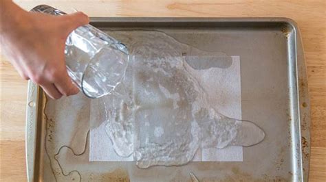 Remove Stains From Baking Sheets With This Hack TODAY