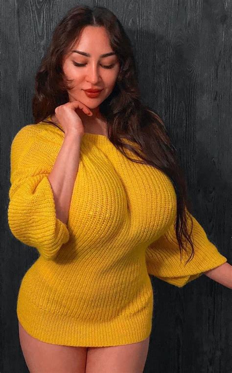 Pin By Roliv On Belleza Curvy Woman Curvy Women Fashion Beautiful Curvy Women