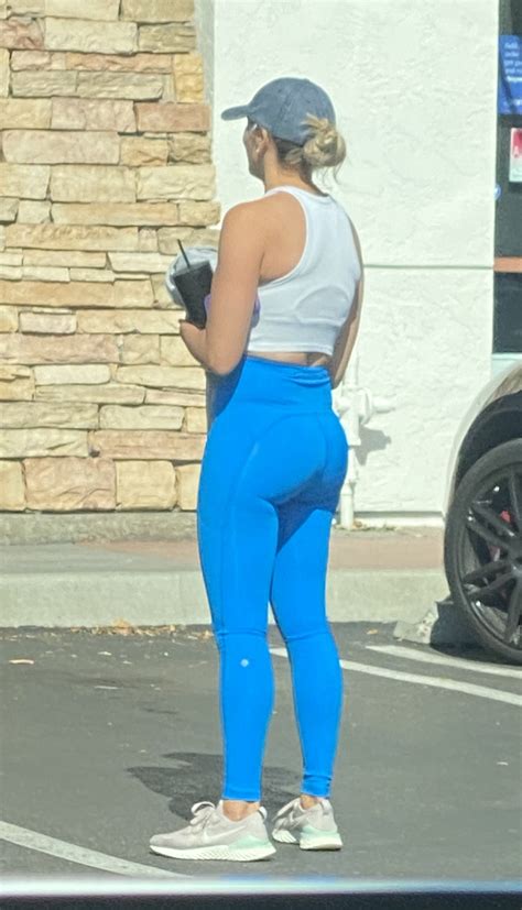 Two Super Sexy Fit Milfs In Leggings Spandex Leggings And Yoga Pants