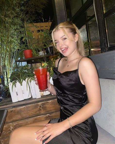 Hot Amateur Blonde Someoneintx