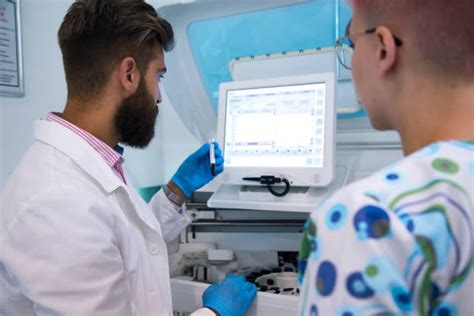implementing advanced analytics for real time performance monitoring
