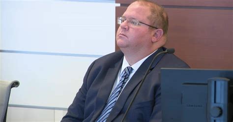 Florida Ex Hollywood Police Officer Matthew Barbieri On Trial For Allegedly Hitting Handcuffed